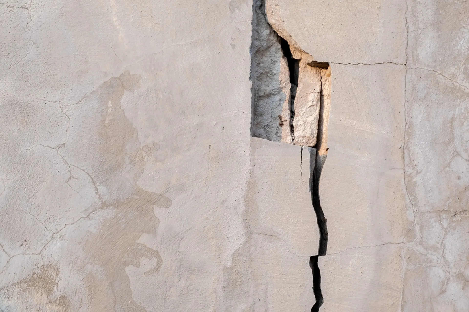 How ECP Helical Piers Outperform Concrete In Flood-Prone Areas | Zavza ...